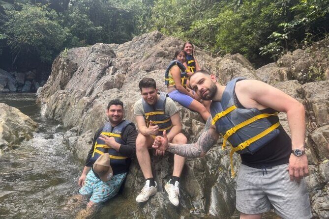 "Off the beaten path" Rain Forest Guided hike with Transportation - Practical Tips for Participants