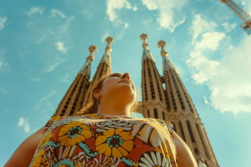 Offical Sagrada Familia Guided Tour with Tower Access - Key Points