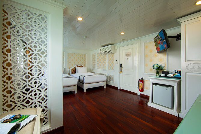 (Official) Signature Royal Cruise - 03 days 02 nights program - Day 3: Natural Wonders and Farewell