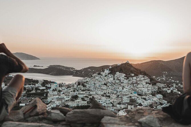 Official Wristband in los, Cyclades - Dive Deep into the Experience