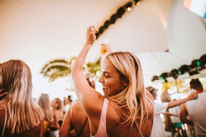Official Wristband in los, Cyclades - FAQ: Your Practical Questions Answered