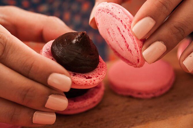 Ohlala Macarons in Paris! - A Closer Look at the Macaron-Making Experience