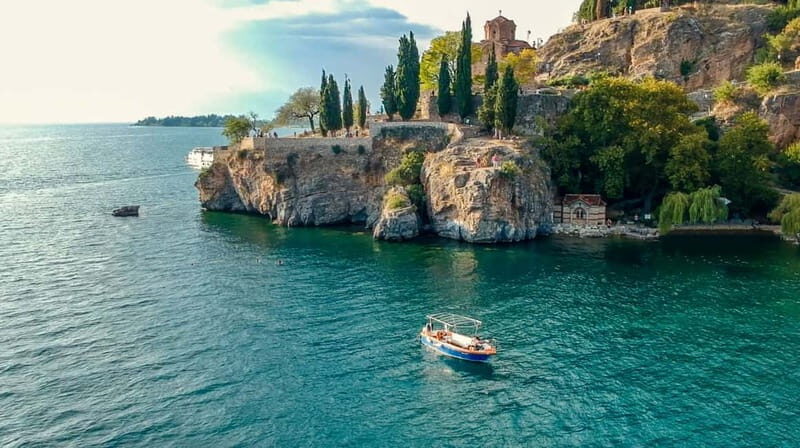 Ohrid: Old Town Panoramic Boat Cruise and Tito's Residence - Key Points