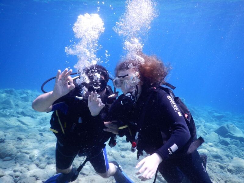 Oia: 2 Guided Scuba Dives off Santorini for Certified Divers - A Closer Look at the Experience