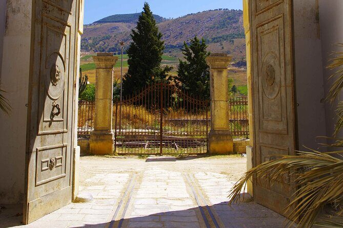 Oil Tour in Historic Baglio Florio Adamo with Lunch - FAQs about the Baglio Florio Olive Oil Tour