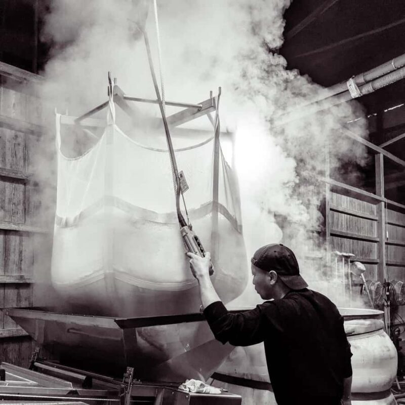 Oita : Komatsu Shuzojo Sake Brewery Tour and Tasting - A Closer Look at the Komatsu Shuzojo Sake Brewery Tour