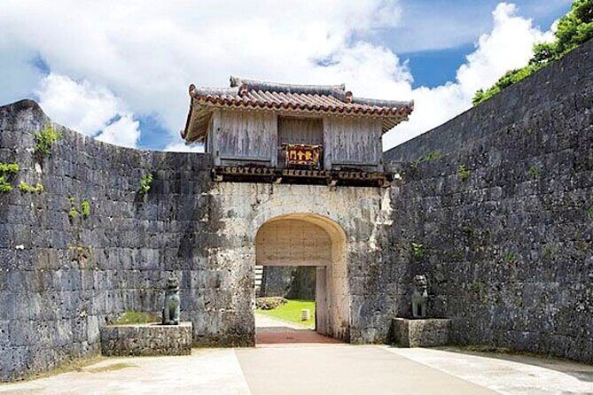 Okinawa Day Tour to the Top Sightseeing Spots - Who Should Consider This Tour?
