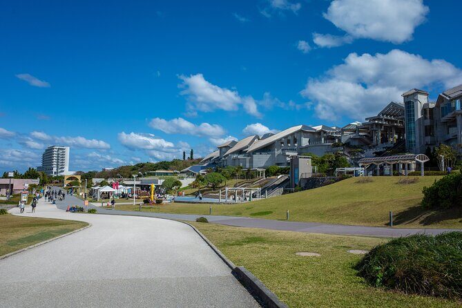 Okinawa Private Customizable 6-Hour Tour By Private Vehicle - Why the Private Guide Matters