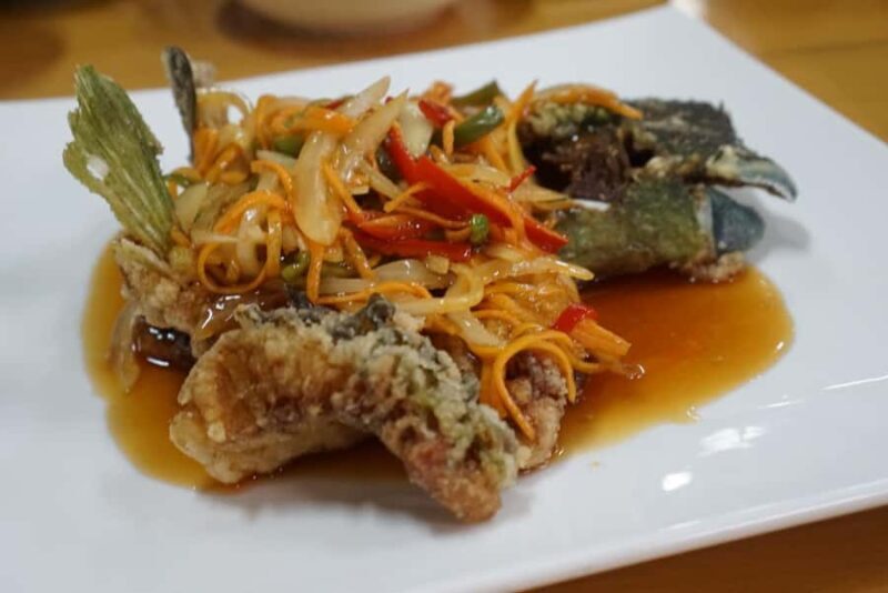 Okinawa: Private Night Izakaya Tour With Photo (4hours) - Who Will Enjoy This Tour