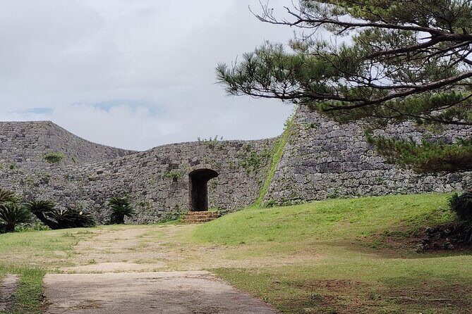 Okinawa: Zakimi Castle and Yuntanza Museum Heritage Tour - FAQ