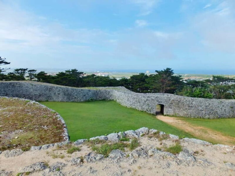 Okinawa: Zakimi Castle and Yuntanza Museum Heritage Tour - An In-Depth Look at the Tour Experience