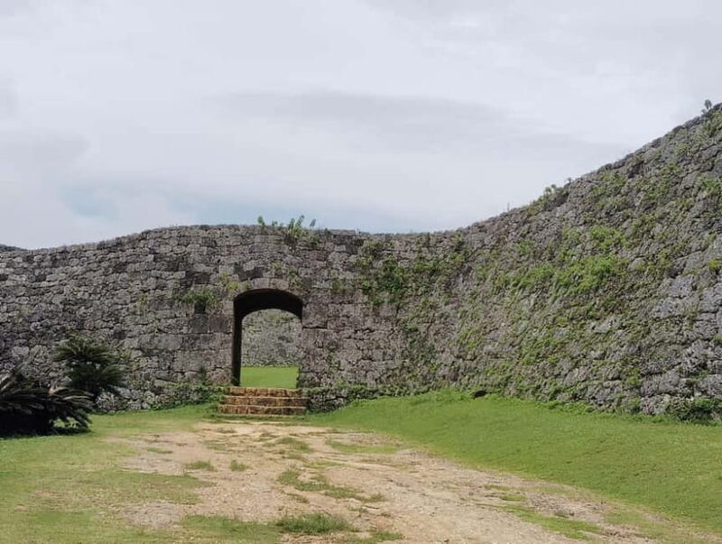 Okinawa: Zakimi Castle and Yuntanza Museum Heritage Tour - The Sum Up