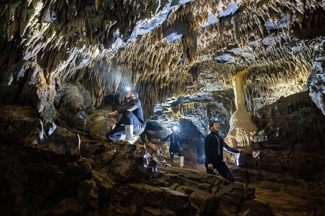 Okohua Glowworm Cave Adventure - The Hidden Steam and Rock Slide