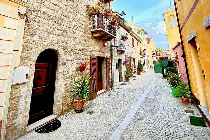 Olbia: Complete City Tour in Tuk-Tuk - The Comfort and Convenience of Tuk-Tuk Transportation