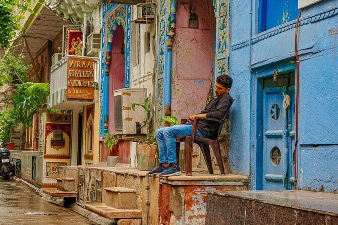 Old and New Delhi Delights Food, Culture and Heritage Tour - Overview of the Tour