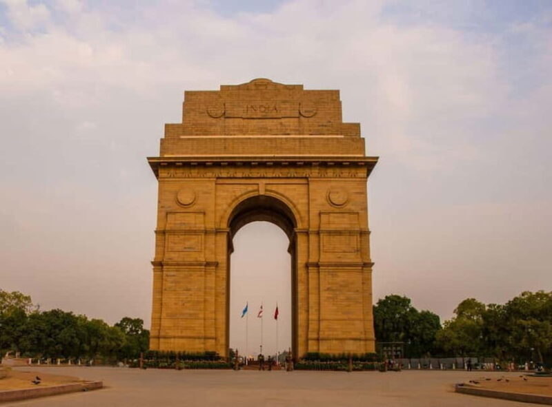 Old and New Delhi: Private Day Tour - Key Points