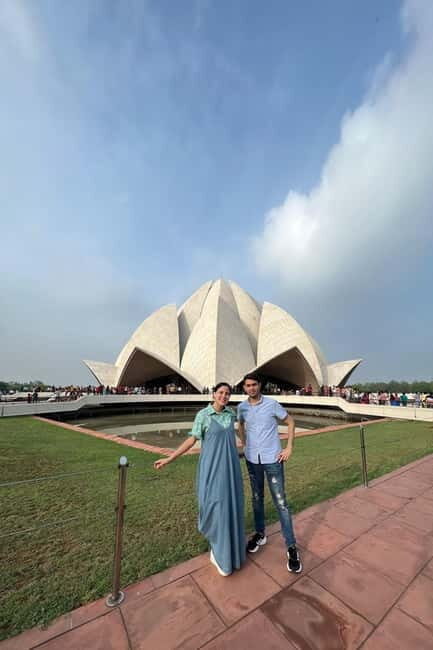 Old and New Delhi Private Full or Half Day City Tour by Car - The Allure of New Delhi
