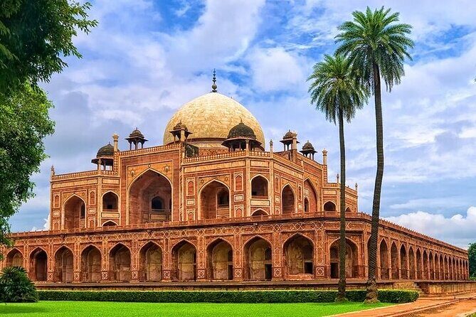 Old And New Delhi Private Luxury Day Tour By Car - The Sum Up