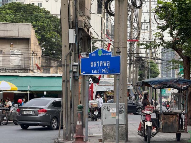 Old Bangkok Motorbike Food Adventure & Amazing Night - The Practical Side: How It Works