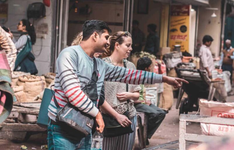 Old Delhi: 4 Hour Guided Walk with transfers & Entry Ticket - Exploring Old Delhi: A 4-Hour Guided Walk That Brings the City to Life
