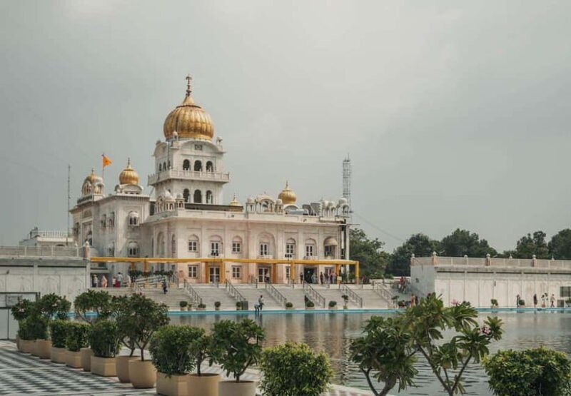 Old Delhi: Half Day Private Guided Tour and Rickshaw Ride - Who This Tour Is Best For