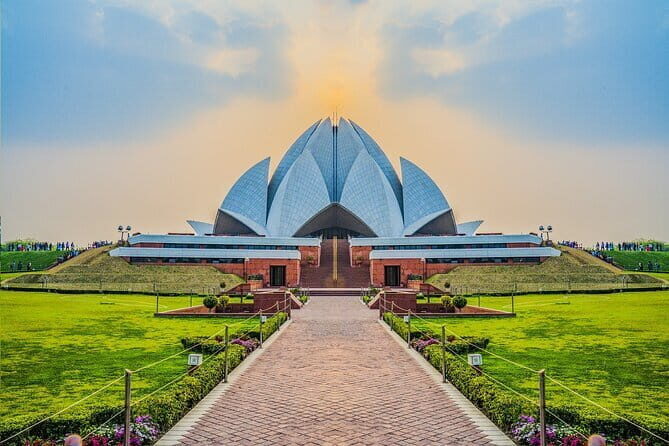 Old Delhi & New Delhi City tour - Exploring the Heart of Delhi: An Authentic Journey