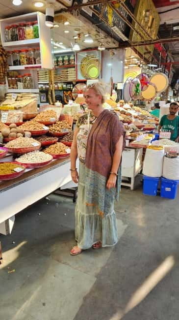 Old Delhi: Night Feast in Old Delhi Guided Food Tour - The Heart of Old Delhi: What to Expect