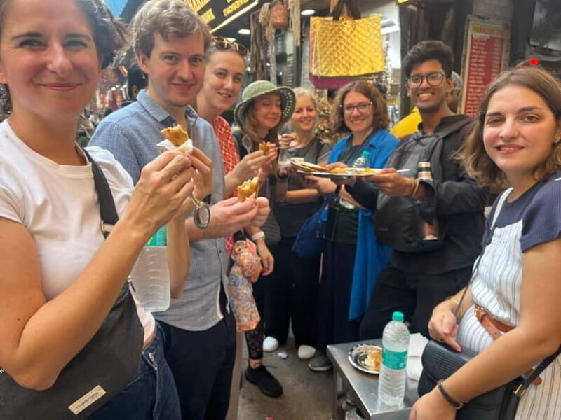 Old Delhi Walk with Food Tastings - Capturing the Moment