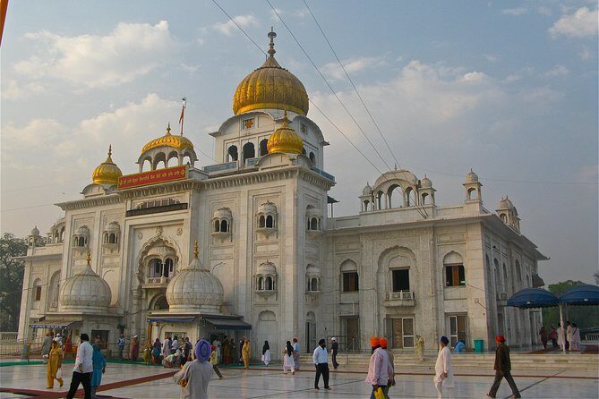 Old Delhi Walking Tour with Authentic Indian Lunch - Authenticity and Experience