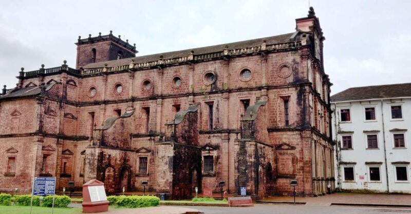 Old Goa: Walking Tour of Heritage Churches - Discovering Old Goa: A Deep Dive into the Heritage Churches