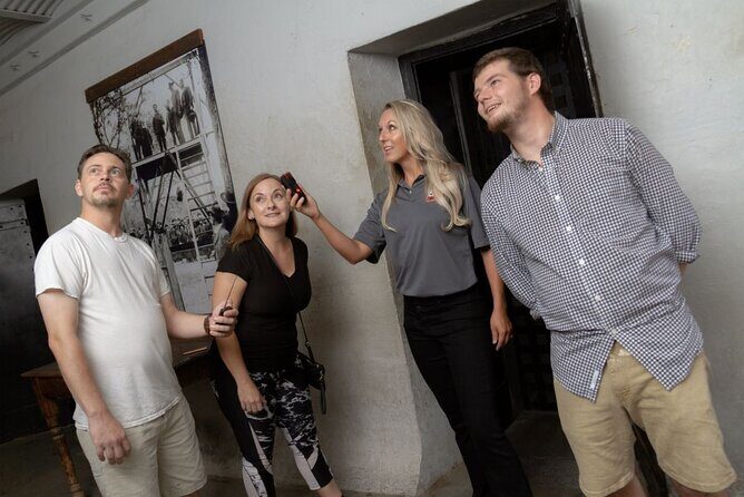 Old Jail After Dark Paranormal Experience - An Unusual Night at the Old Jail After Dark Paranormal Experience