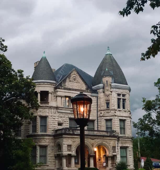 Old Louisville: Paranormal Buff Supernatural Tour with Beer - Who Should Consider This Tour?