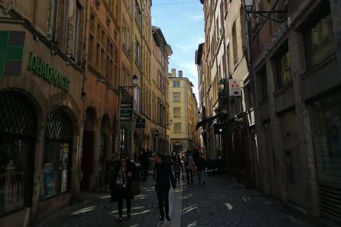 Old Lyon Private Guided Walking Tour - The Guides: Passionate and Knowledgeable