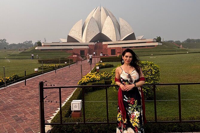 Old & New Delhi Full or Half Day Private Sightseeing Tour - A Complete Look at the Old & New Delhi Private Sightseeing Tour