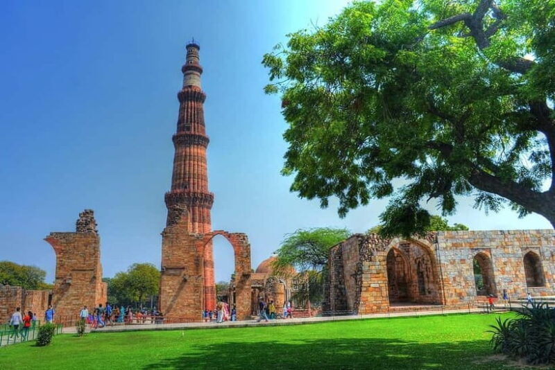 Old & New Delhi Full or Halfday Guided Tour with Street Food - Practical Details and What to Expect
