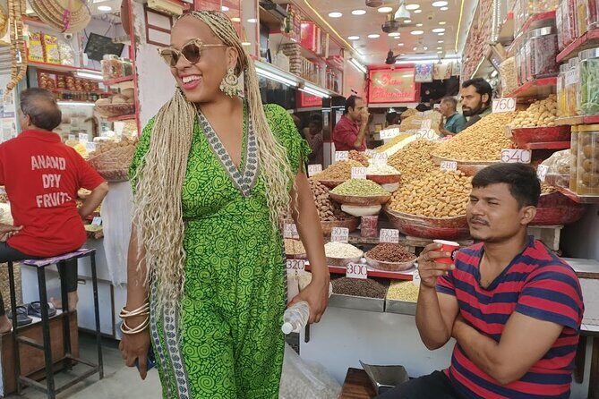 Old & New Delhi Private Tour - Female Guide & Rickshaw - A Close Look at the Itinerary and What You’ll Experience