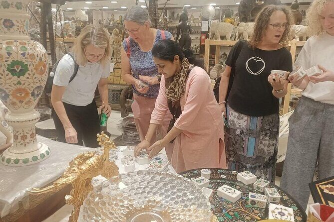 Old & New Delhi Private Tour - Female Guide & Rickshaw - Frequently Asked Questions