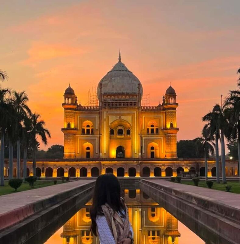 Old & New Delhi Tour Specialised for Couple's - FAQ