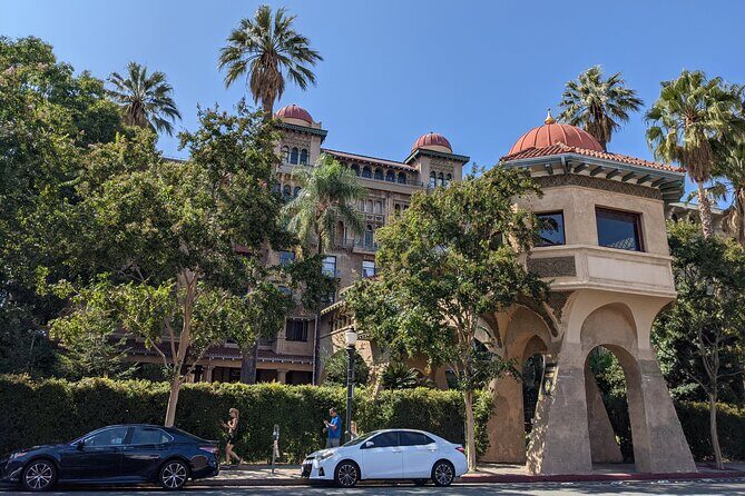 Old Pasadena Scavenger Hunt Walking Tour and Game - An Engaging Introduction to Old Pasadena