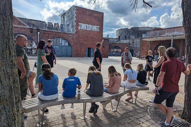 Old Portsmouth Historical Walking Tour - an infernal den of Diabolical Demons - Who Will Enjoy This Tour?