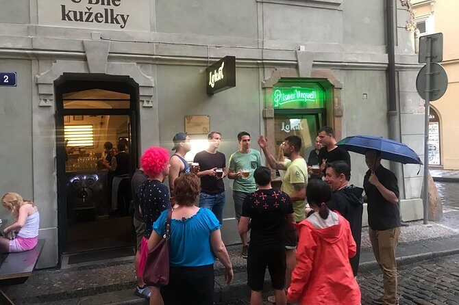 Old Prague pubs tour. Beer and dinner included! - Frequently Asked Questions