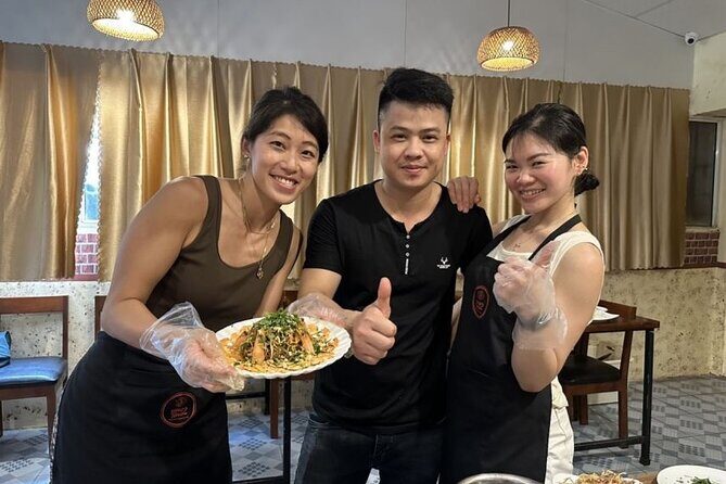 Old Quarter Market Tour and Cooking Class with Meal in Hanoi - Authenticity and Cultural Insight