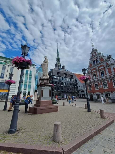 Old Riga in Italian: History&Legends - Authentic Traveler Perspectives