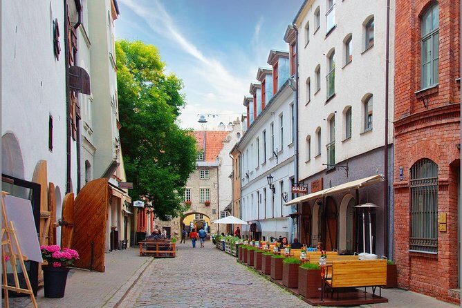 Old Riga walking tour - Practicalities & Logistics