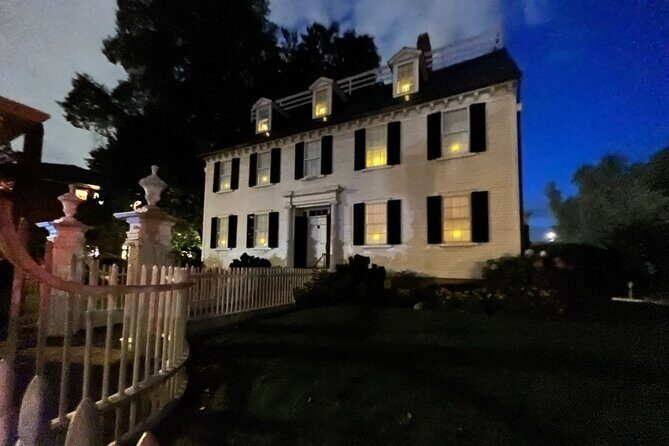 Old Salem Ghost Tour with Ghost Hunting Gear - Who Should Book This Tour?