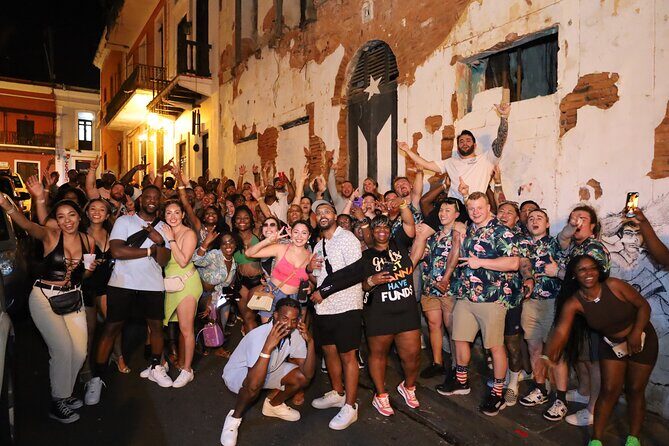 Old San Juan Bar Crawl: Experience Local Hotspots - An In-Depth Look at the Tour Experience