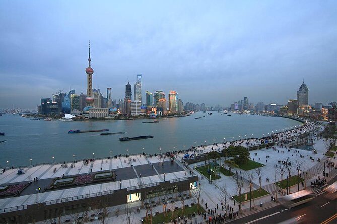 Old Shanghai, the French Consession and Shanghai Tower: A Full-Day Layover Tour - The Experience: Comfort and Convenience