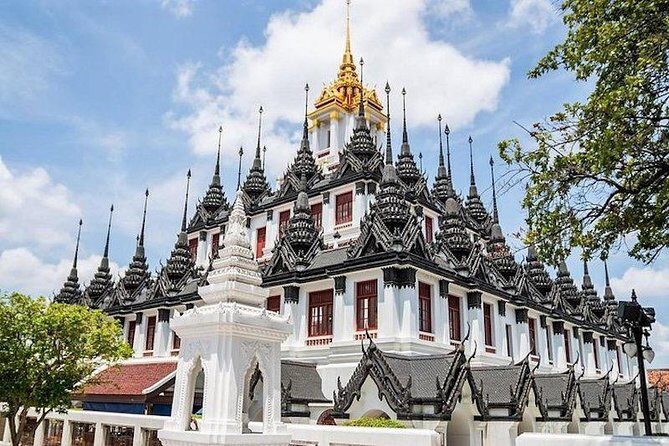 Old Town City Tour of Bangkok with Wat Suthat, Wat Saket & Wat Ratchanadda - Is This Tour Worth It?