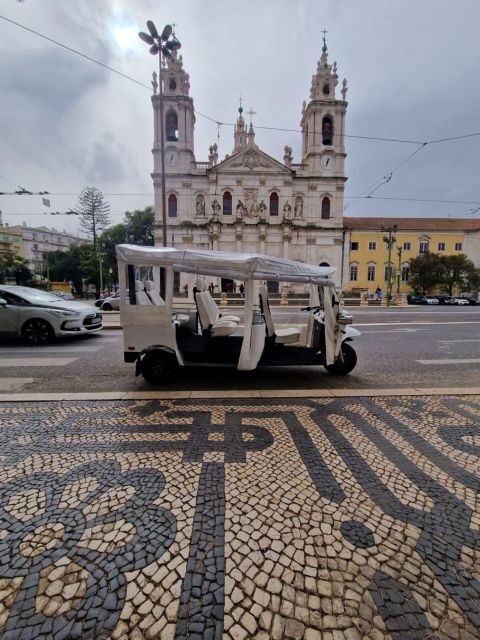 Old town of Lisbon on board of a tuk tuk- 1hour - FAQ