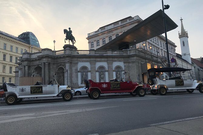 Oldtimer Tour Vienna Gold Tour - Who Might Want More?